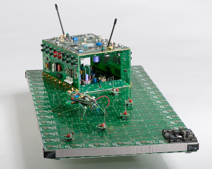 Brilliant Printed Circuit Board Sculptures by Steven Rodrig | Amusing ...